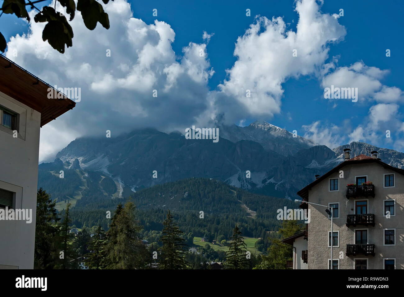 Cortina d'Ampezzo resort town in dolomitic Alps, Italy Stock Photo - Alamy