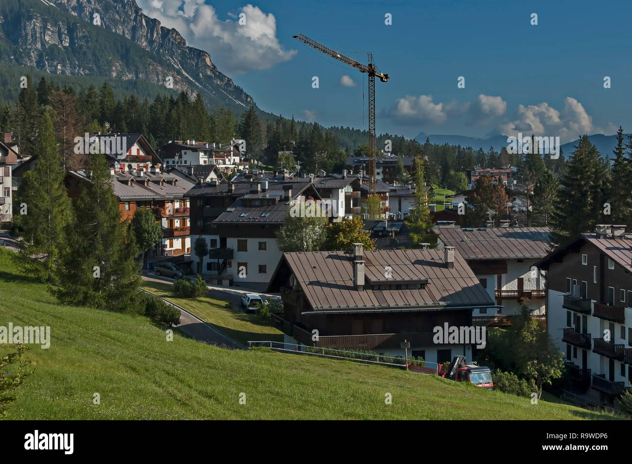Cortina d'Ampezzo resort town in dolomitic Alps, Italy Stock Photo - Alamy