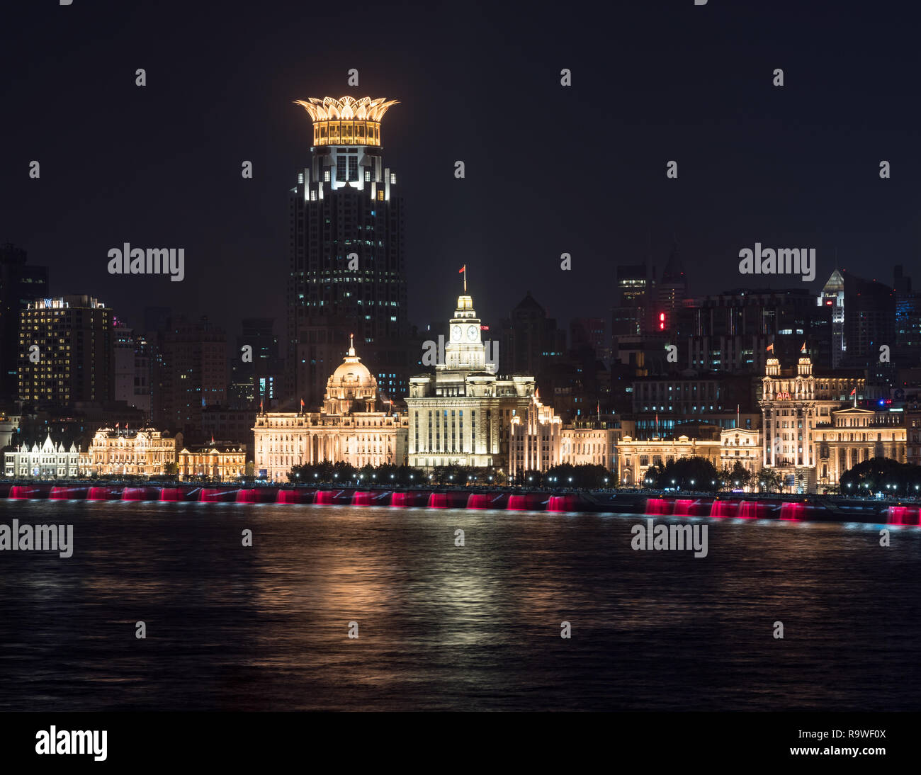 Shanghai clock hi-res stock photography and images - Alamy