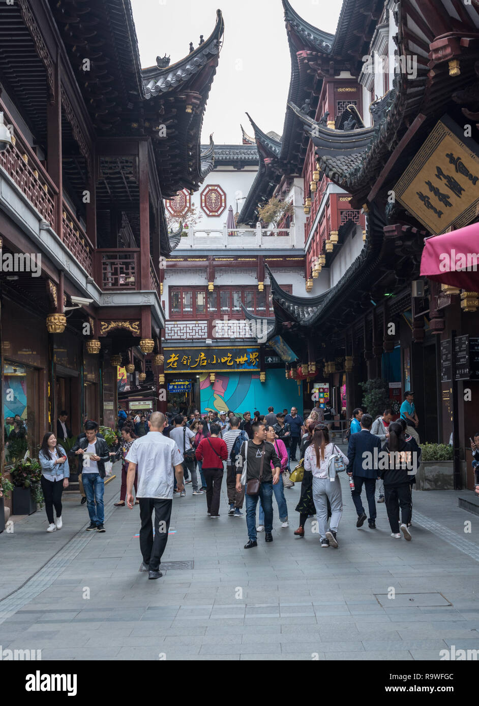Traditional shops on Fuyou Road in Shanghai Stock Photo - Alamy