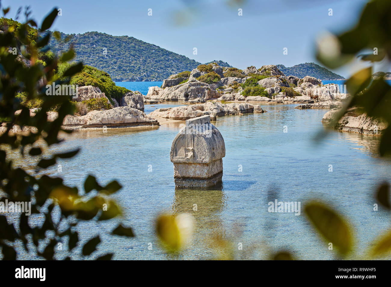 Stonesarcophagus hi-res stock photography and images - Alamy