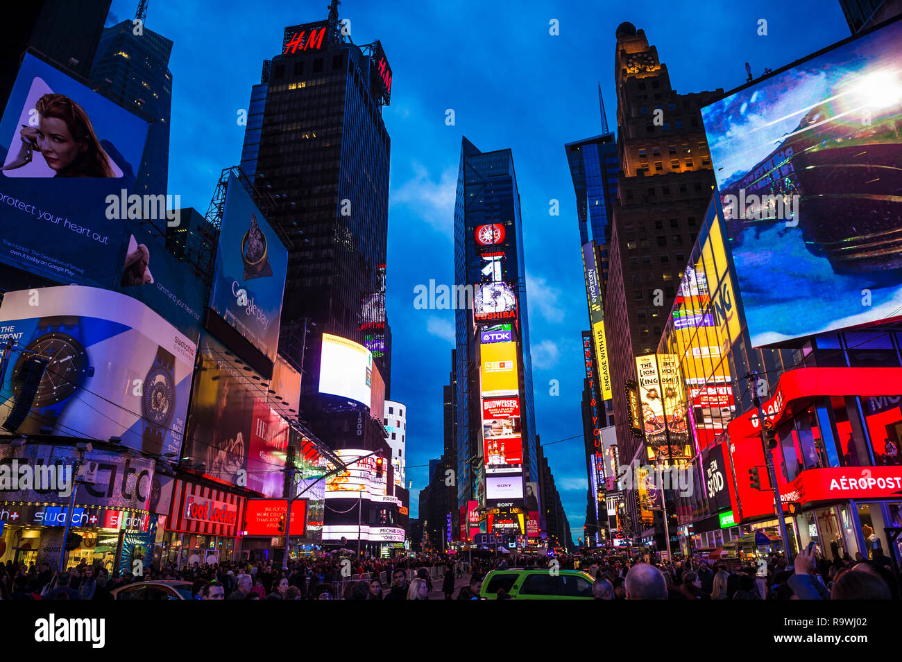 NEW YORK CITY - CIRCA DECEMBER, 2016: Holiday crowds and traffic fill ...