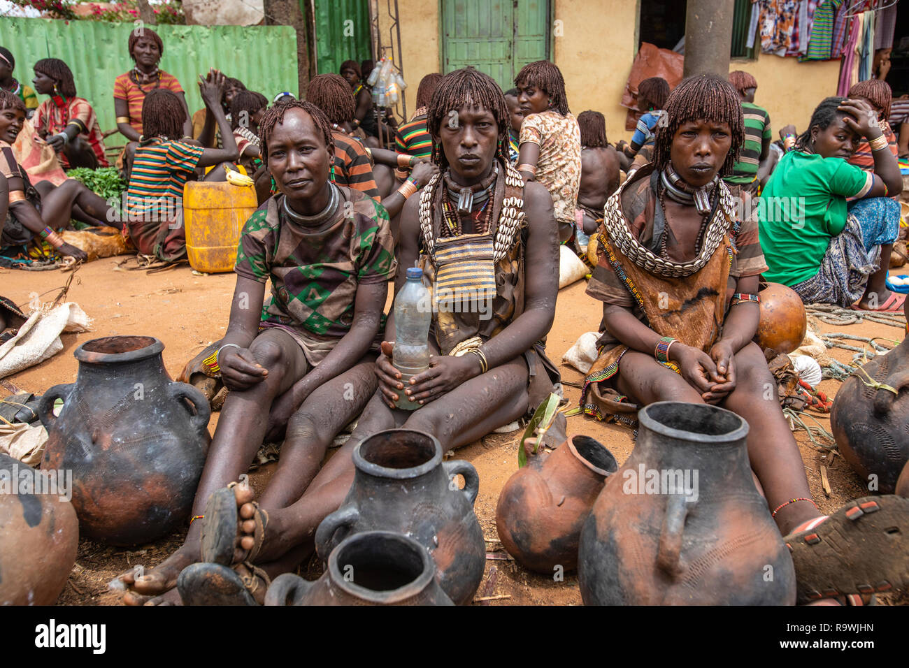 Omo valley hi-res stock photography and images - Alamy