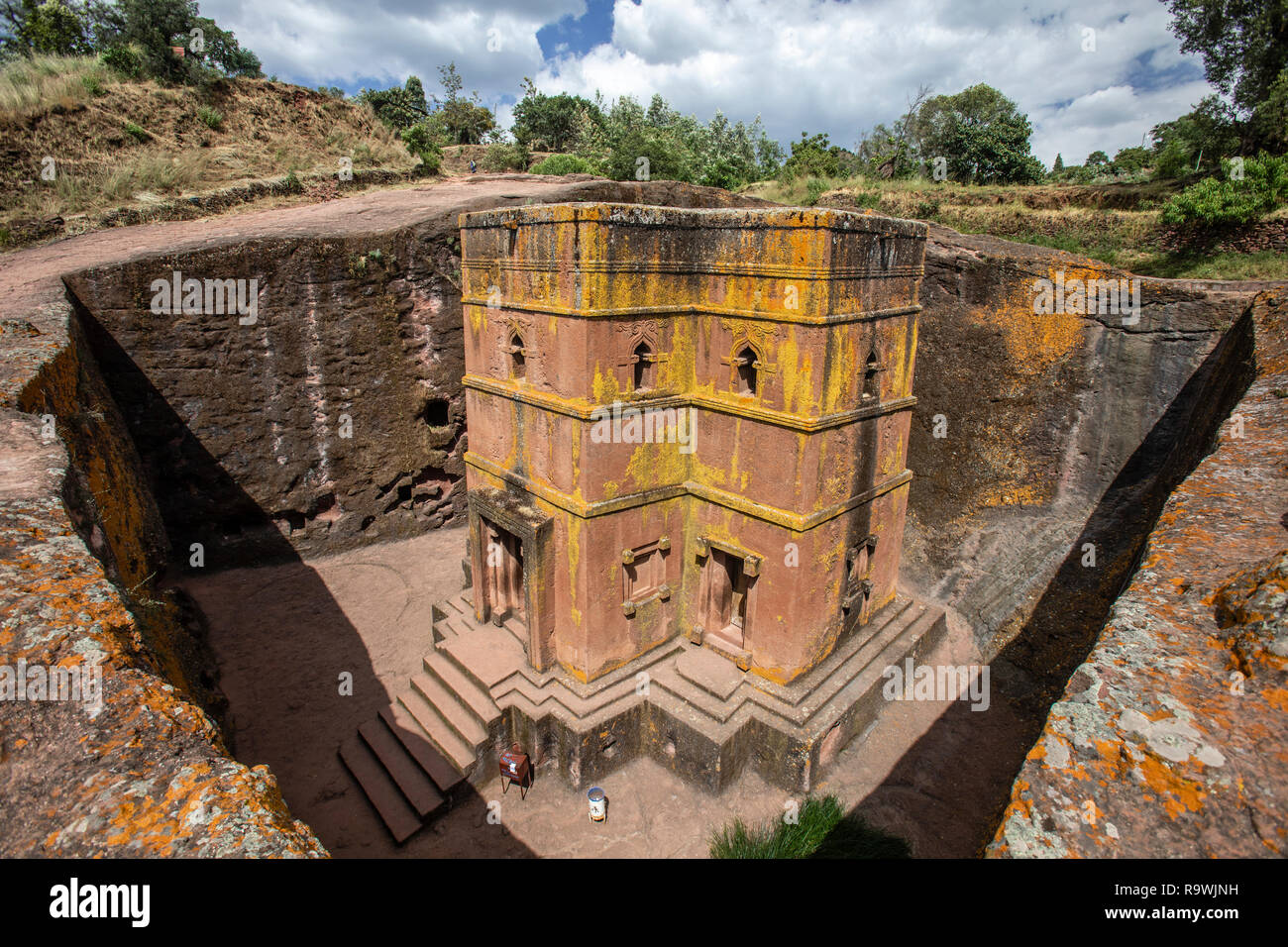 Rock cut churches ethiopia hi-res stock photography and images - Alamy