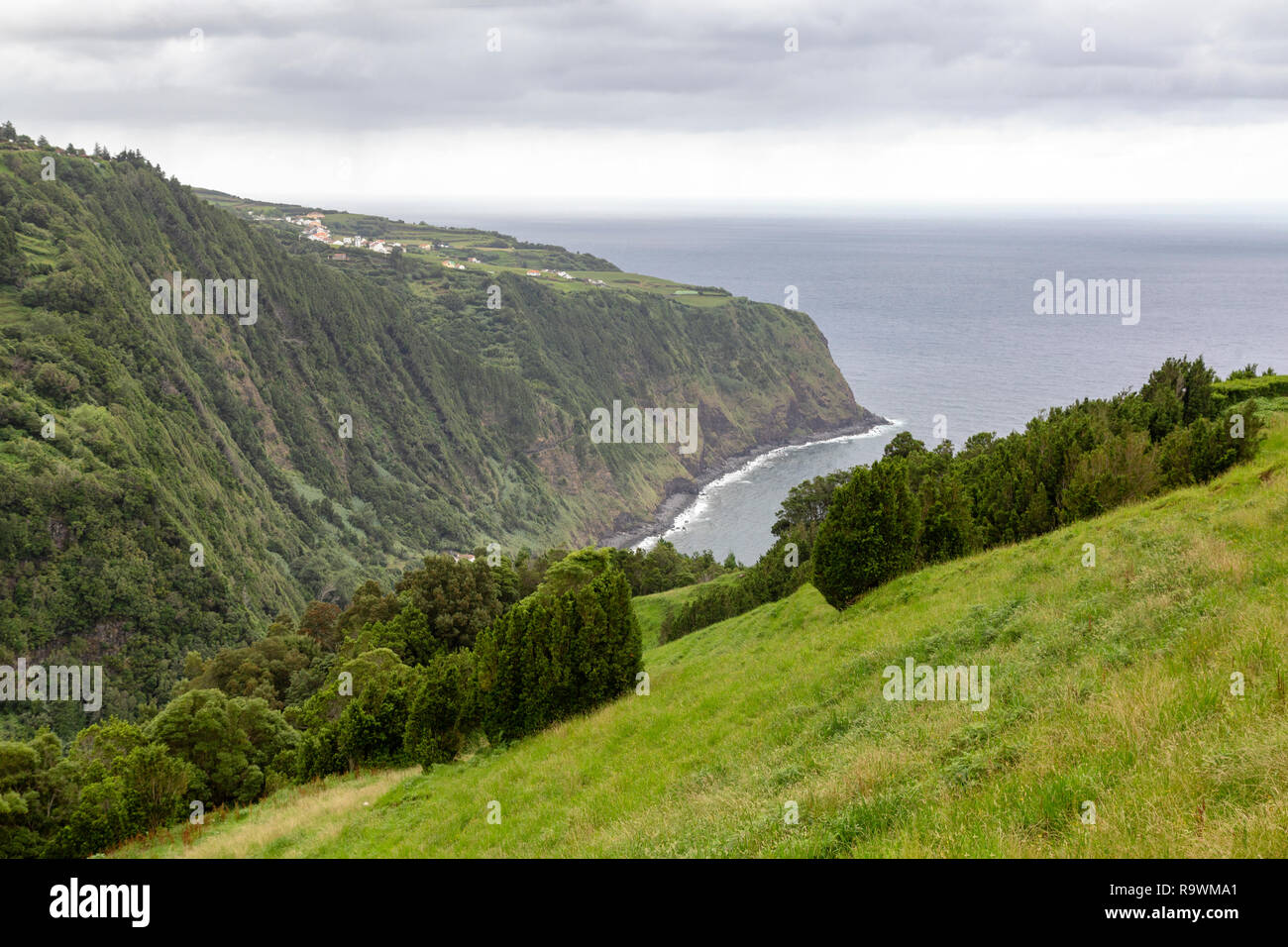 Dramatic coastline view at the Ponta da Madragada viewpoint near Agua ...
