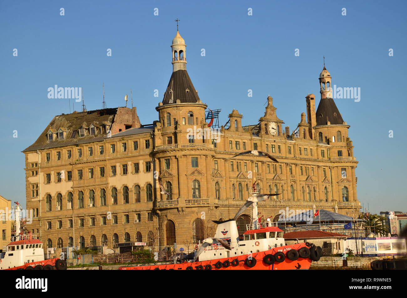 Ottoman building hi-res stock photography and images - Alamy