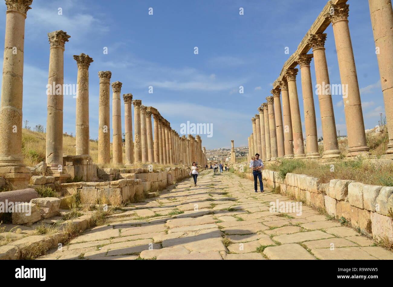 Ancient ruins of Jerash in Jordan Stock Photo - Alamy