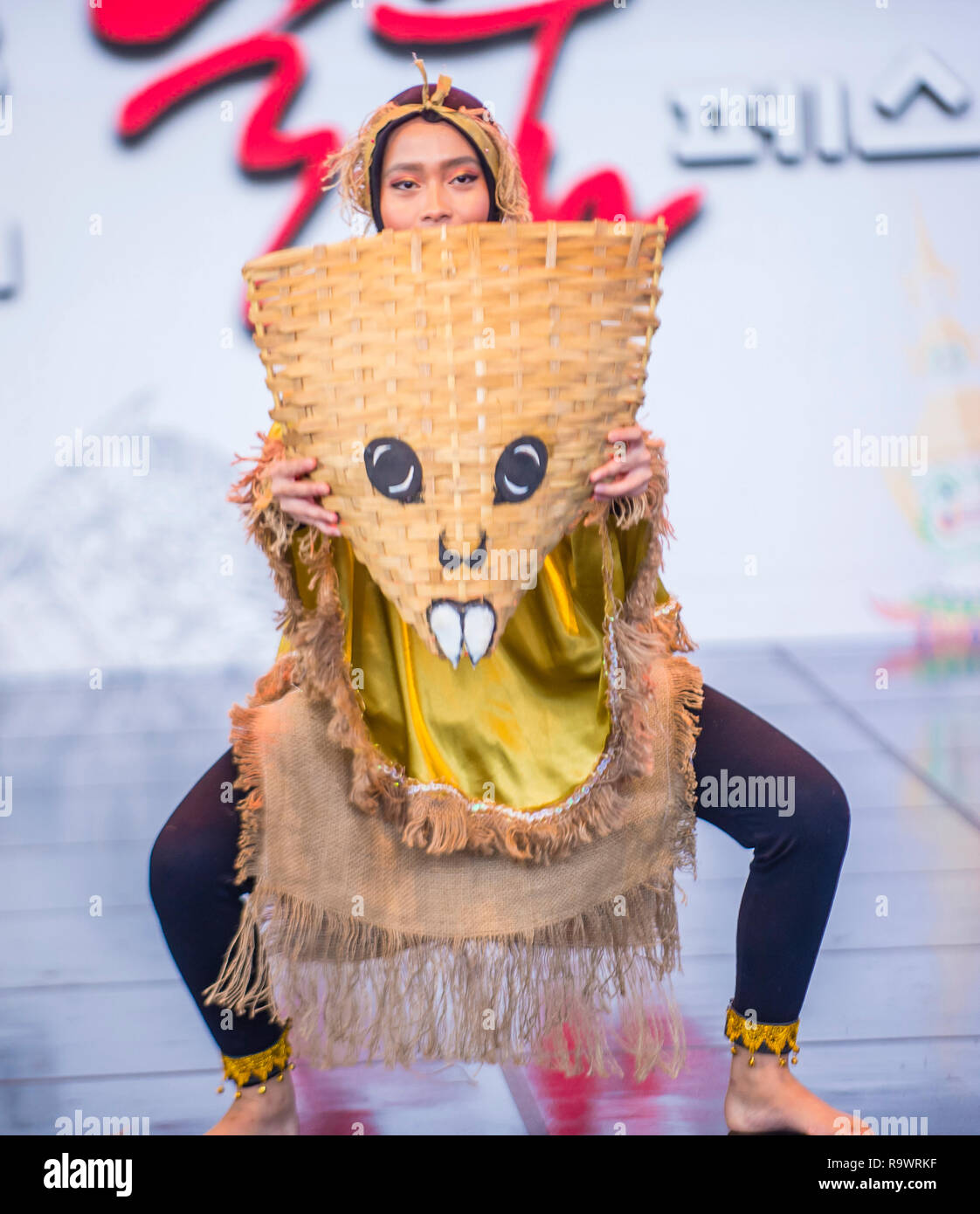 Indonesian dancer from Sma Nasima Semaran dance groupe perform at the Mask dance festival in ...