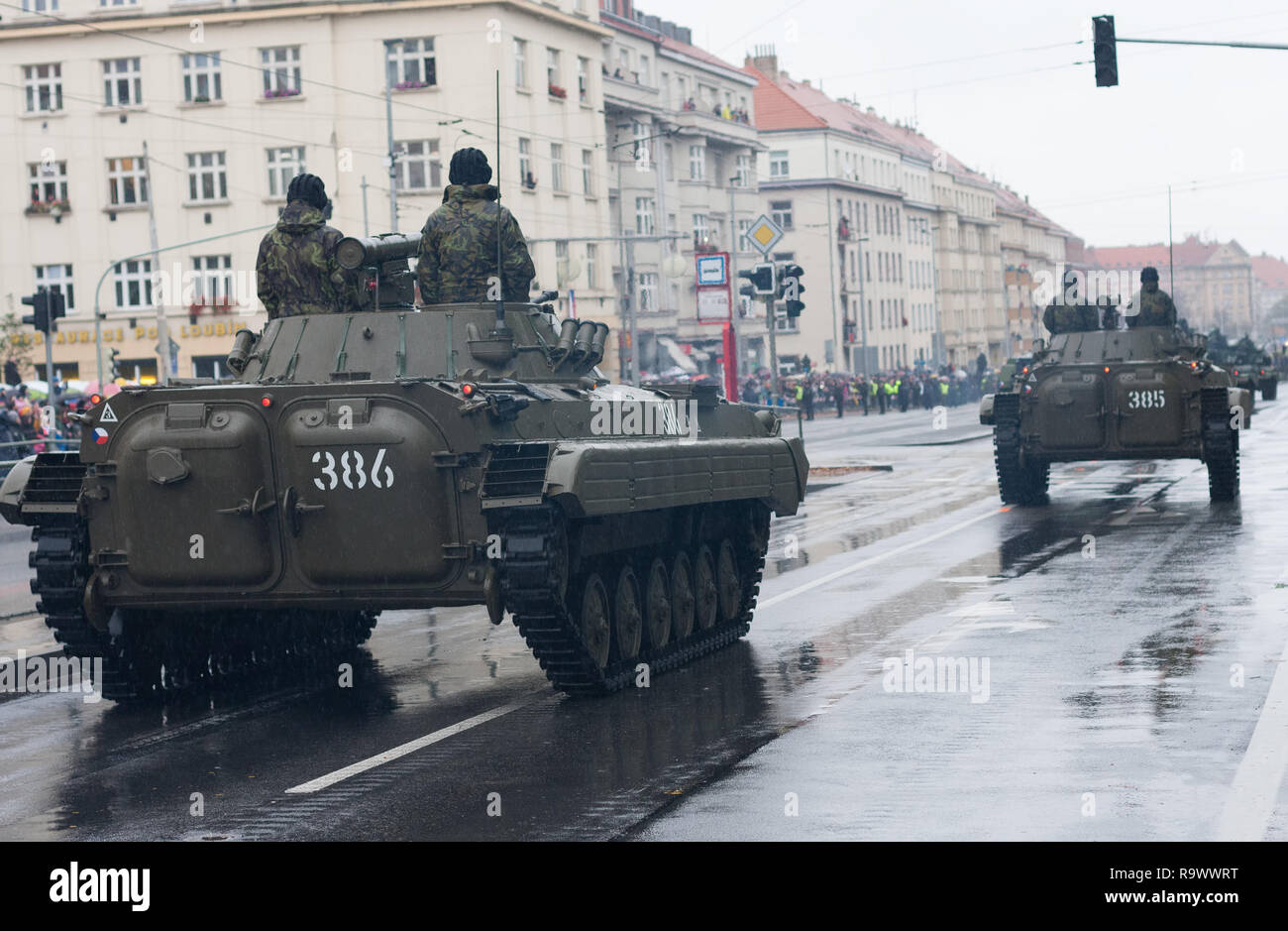 European street, Prague-October 28, 2018: Soldiers of Czech Army are ...