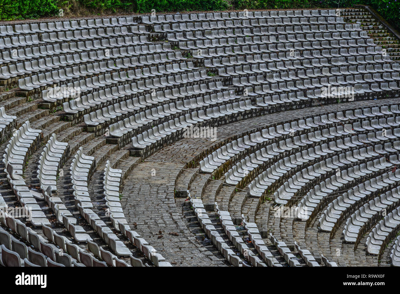 Small outdoor entertainment arena hi-res stock photography and images ...