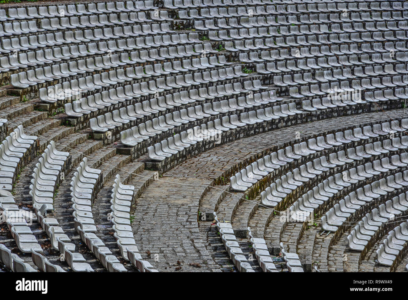 Small outdoor entertainment arena hi-res stock photography and images ...