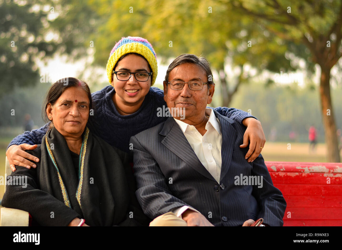 India family hi-res stock photography and images - Alamy