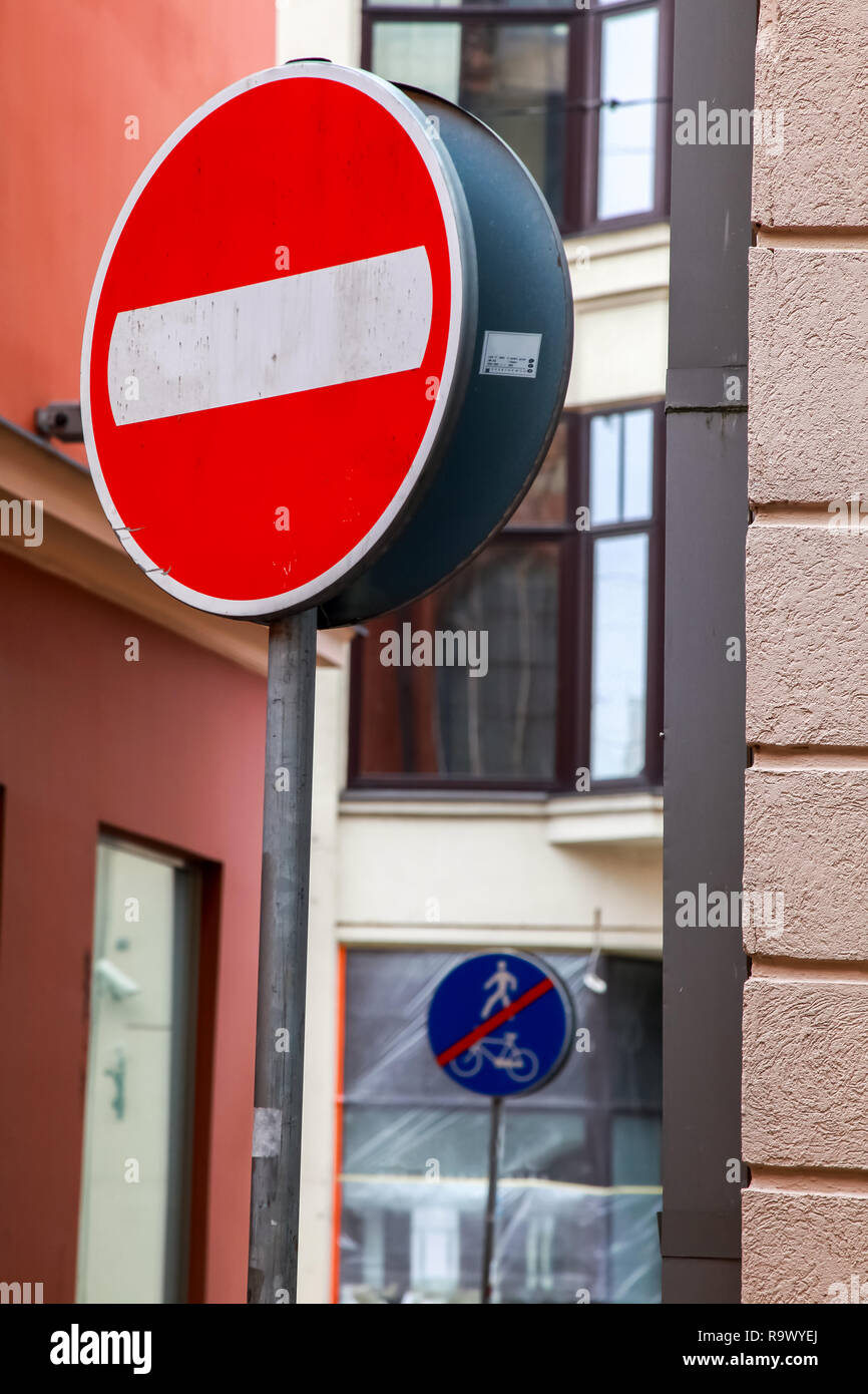 Old no entry sign hi-res stock photography and images - Alamy
