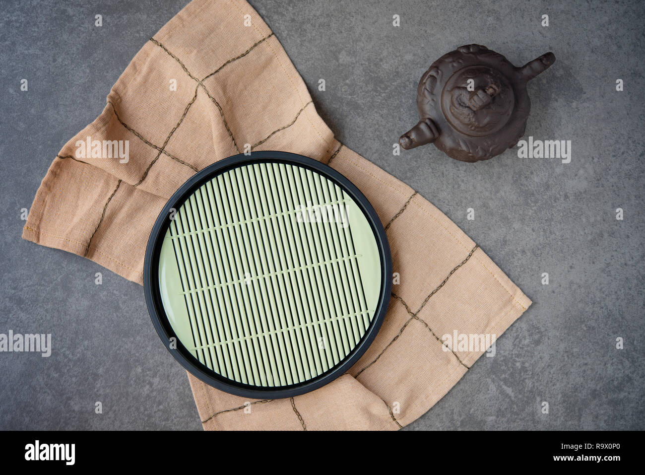 Tray and chinese style style hi-res stock photography and images - Alamy