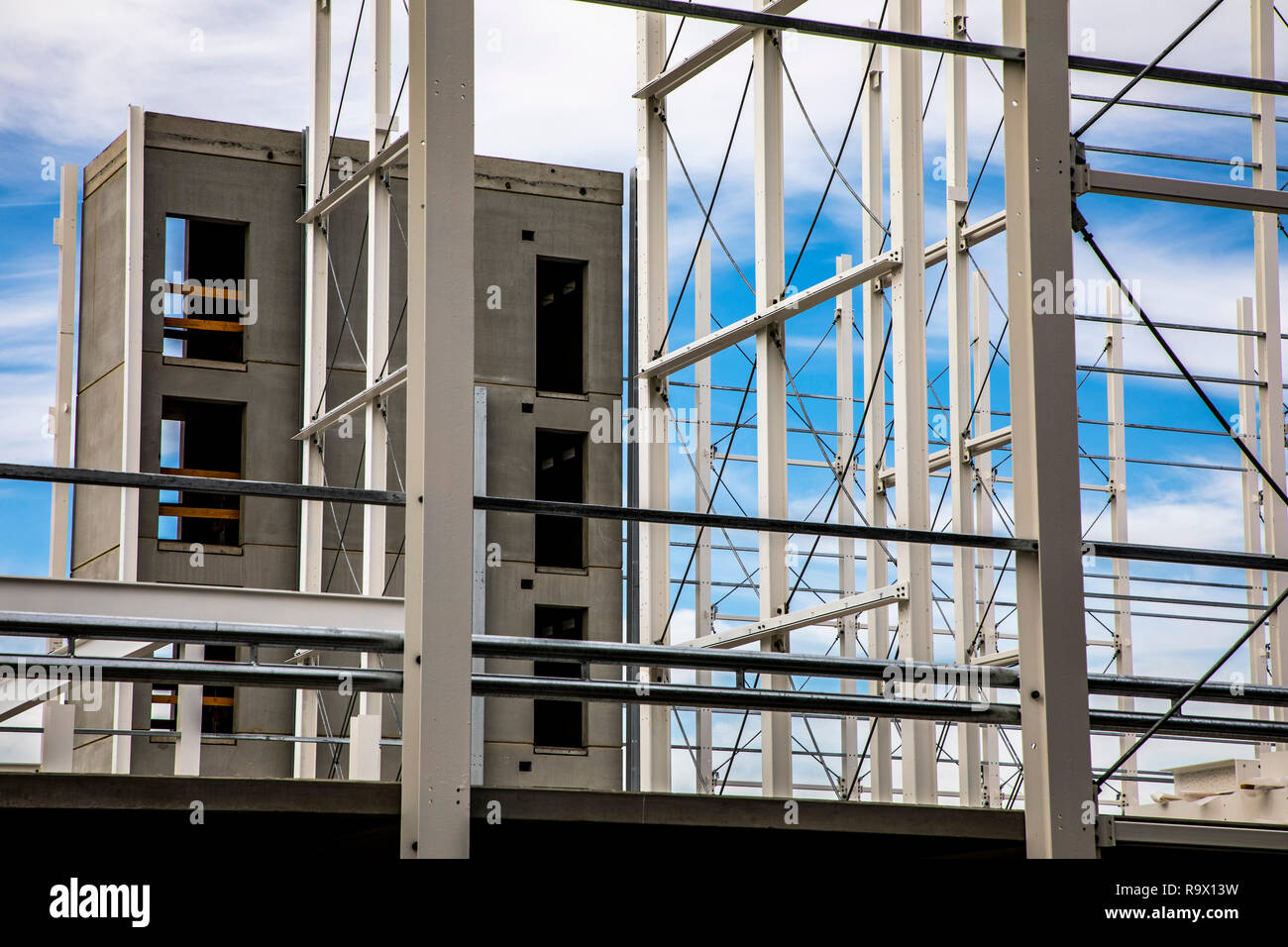 Metal Construction Pillar Stock Photos & Metal Construction Pillar ...
