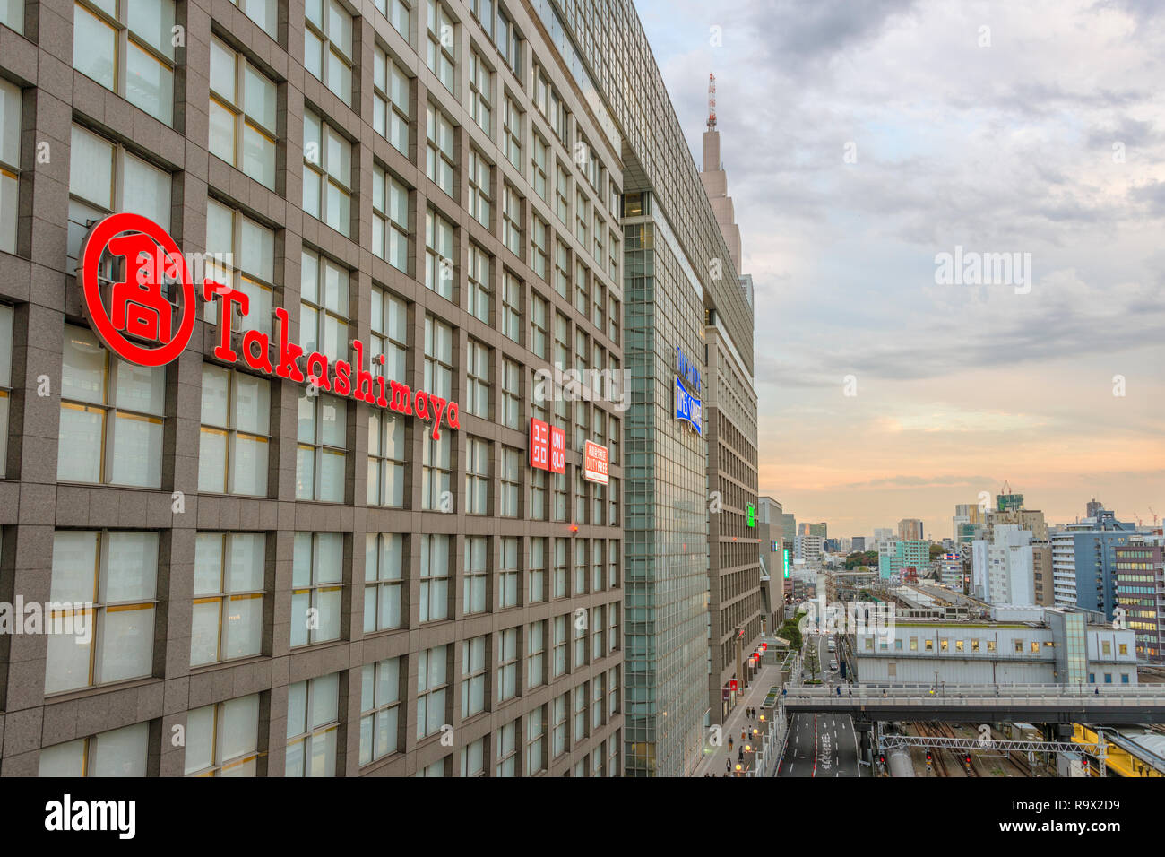 Takashimaya Timesquare at Shinjuku Station at dawn, Tokyo, Japan Stock ...