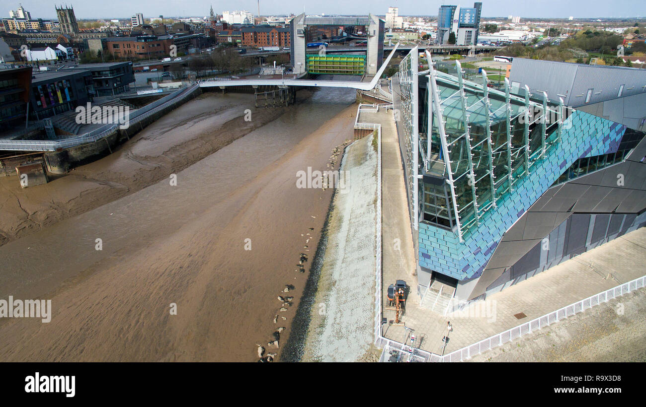 Hull tidal barrier 2017 hi-res stock photography and images - Alamy