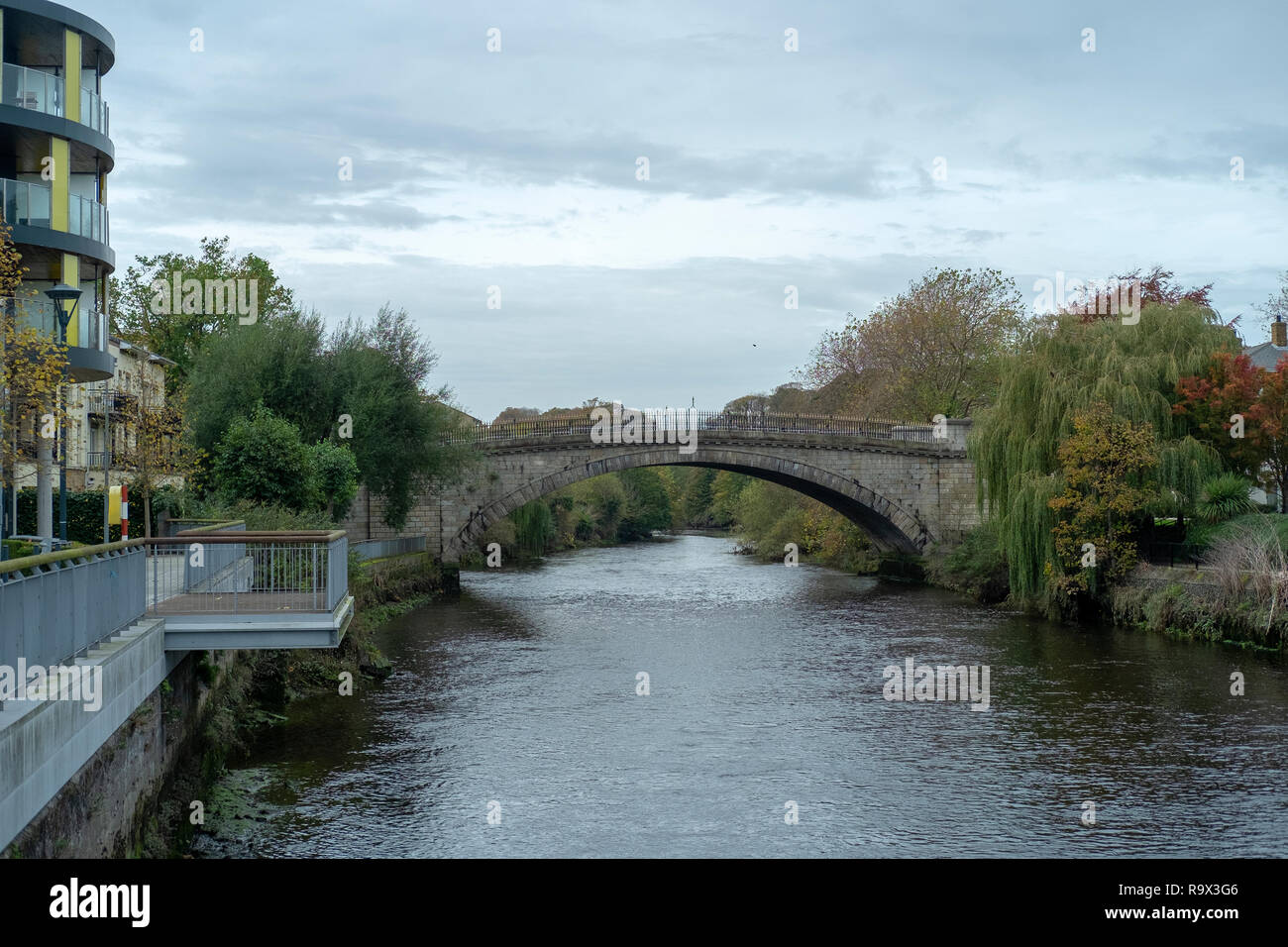 View of the arch bridge at Islandbridge (Droichead na hInse) spanning ...