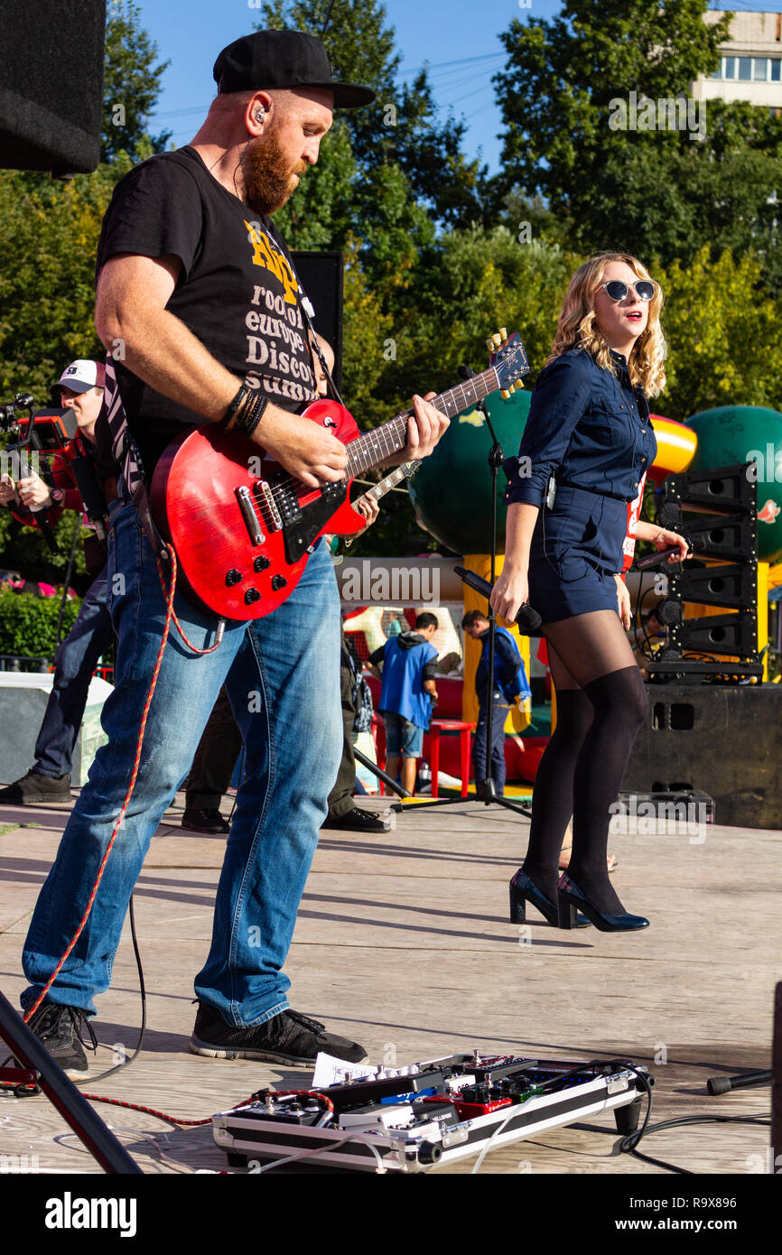 The performances of the rock group at the festival a fitness club ...