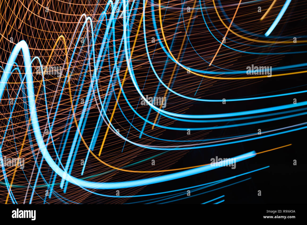 Abstract light line background.Light trails on dark background Stock ...