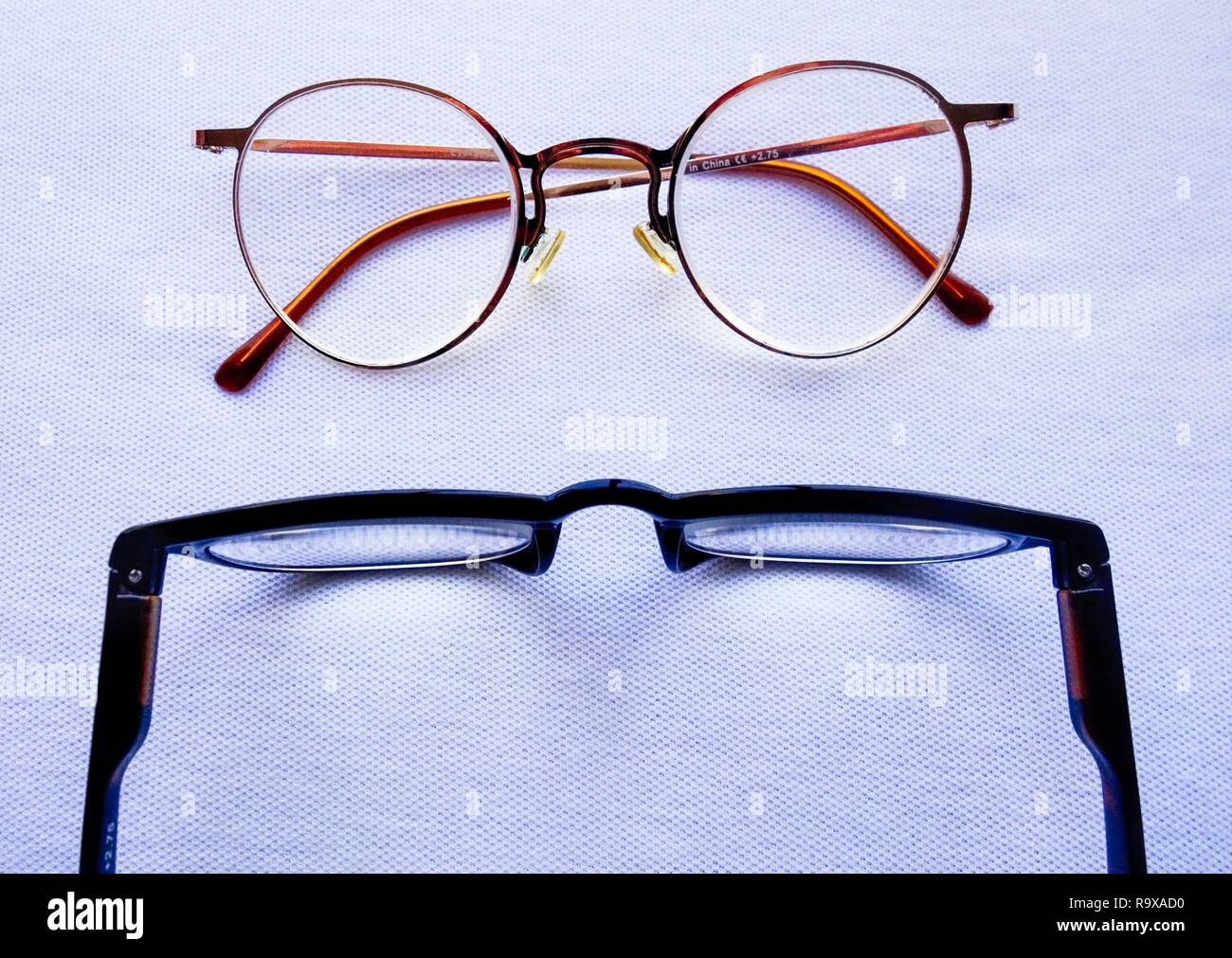 Eyeglasses fashion hi-res stock photography and images - Alamy