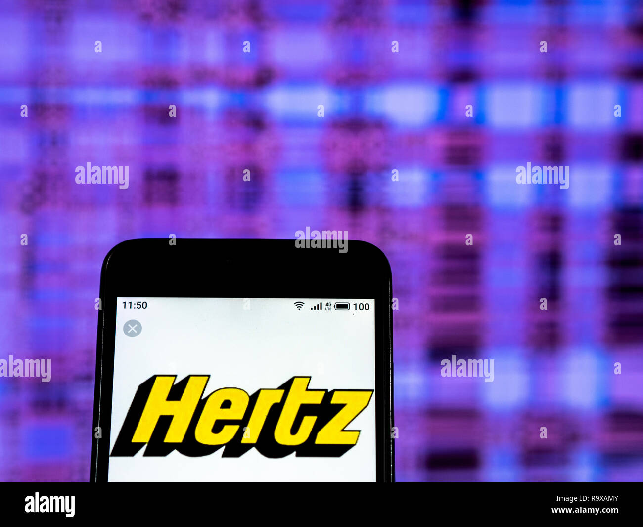 Smart global holdings hi-res stock photography and images - Alamy