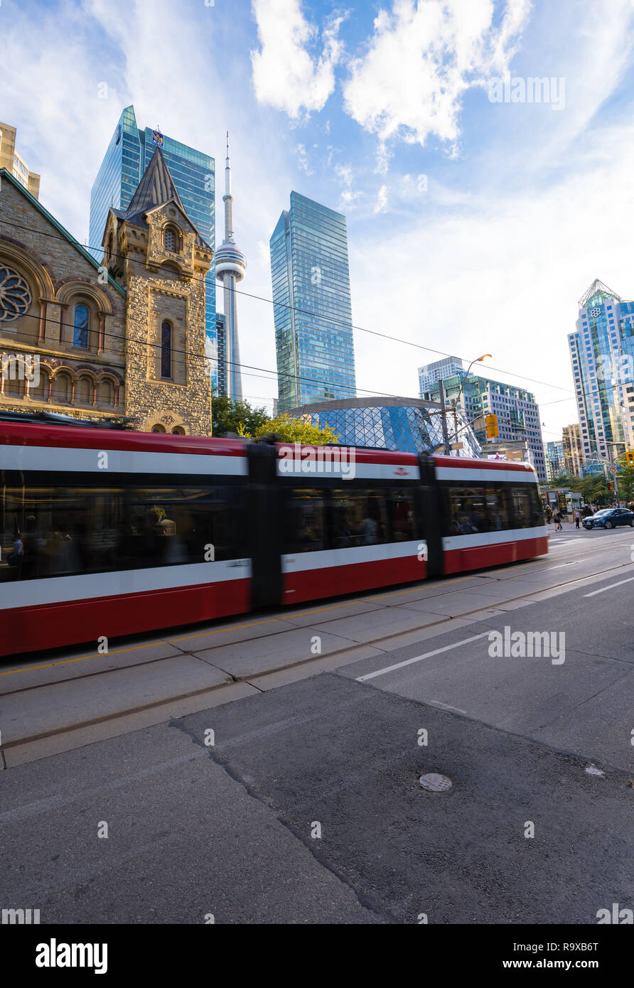 Tram cn tower toronto hi-res stock photography and images - Alamy