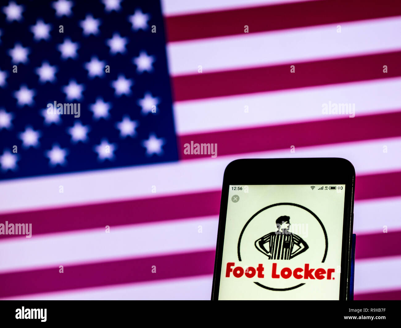 Foot Locker Logo Stock Photos & Foot Locker Logo Stock Images - Alamy