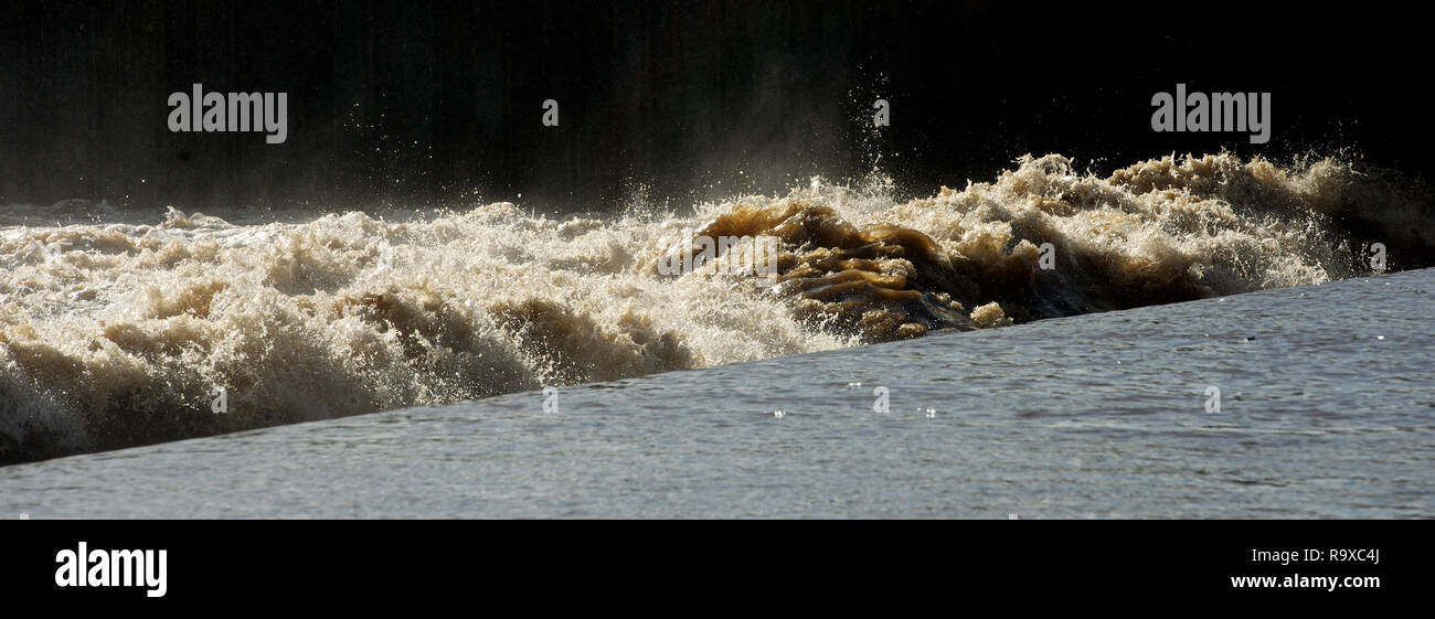 River Exe, Exeter Quay Stock Photo - Alamy