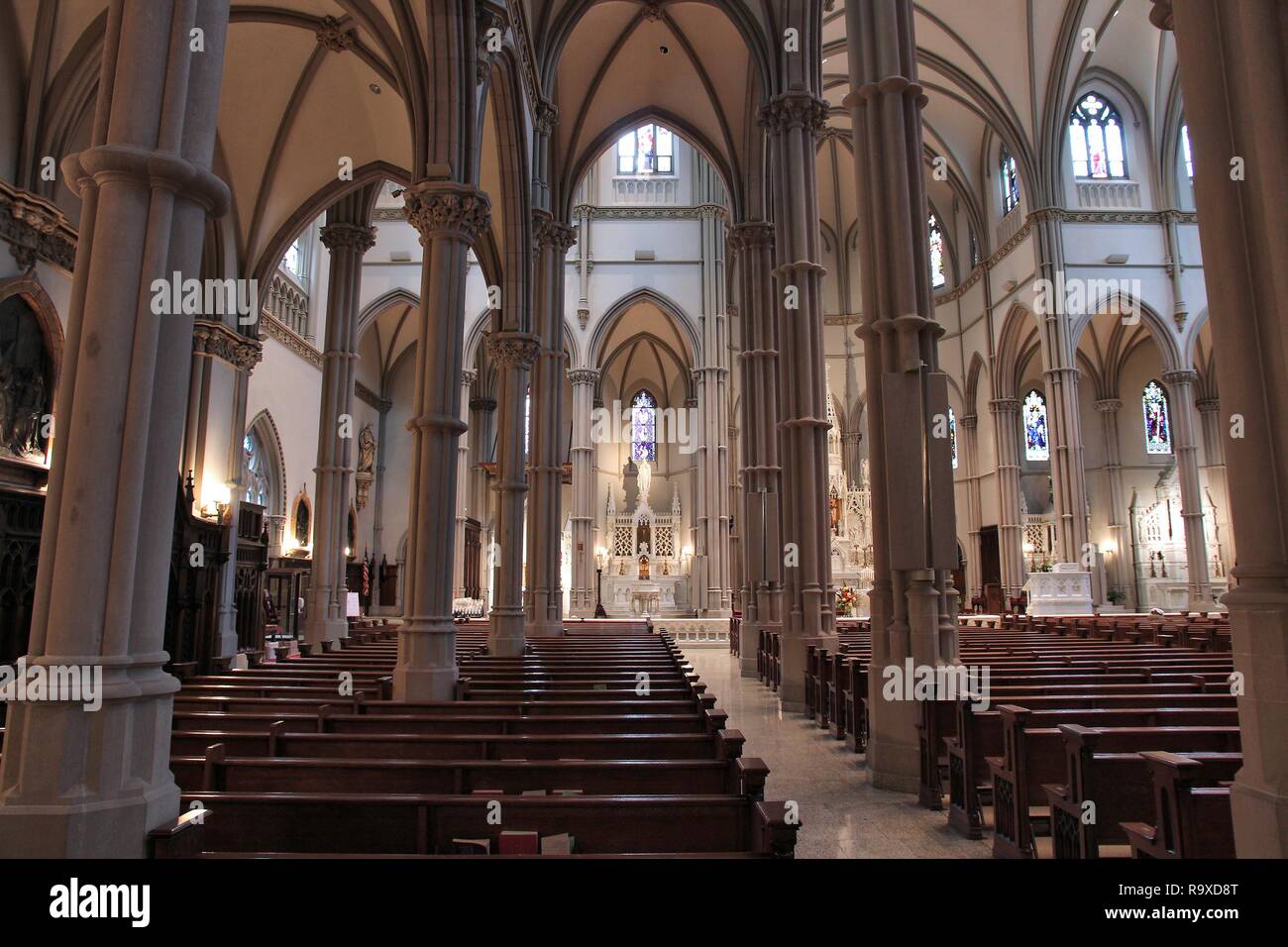 PITTSBURGH, USA - JUNE 30, 2013: Interior view of Saint Paul Cathedral ...