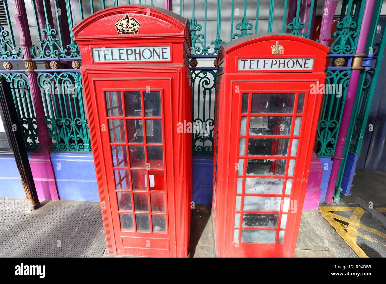 London phone boxes - red telephone kiosks in the UK Stock Photo - Alamy