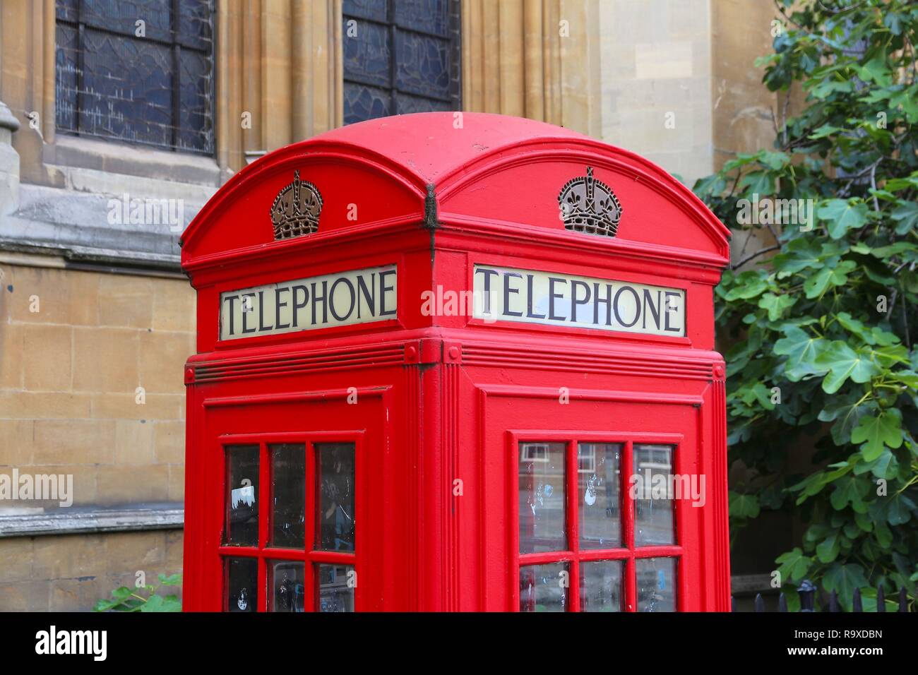 Booth kiosk hi-res stock photography and images - Alamy