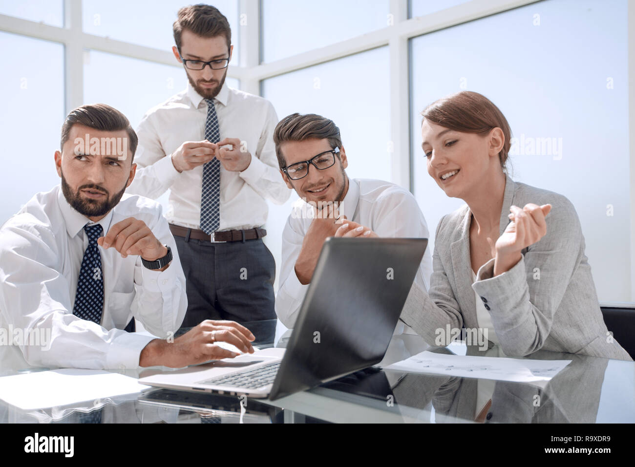 Group waiting for results hi-res stock photography and images - Alamy