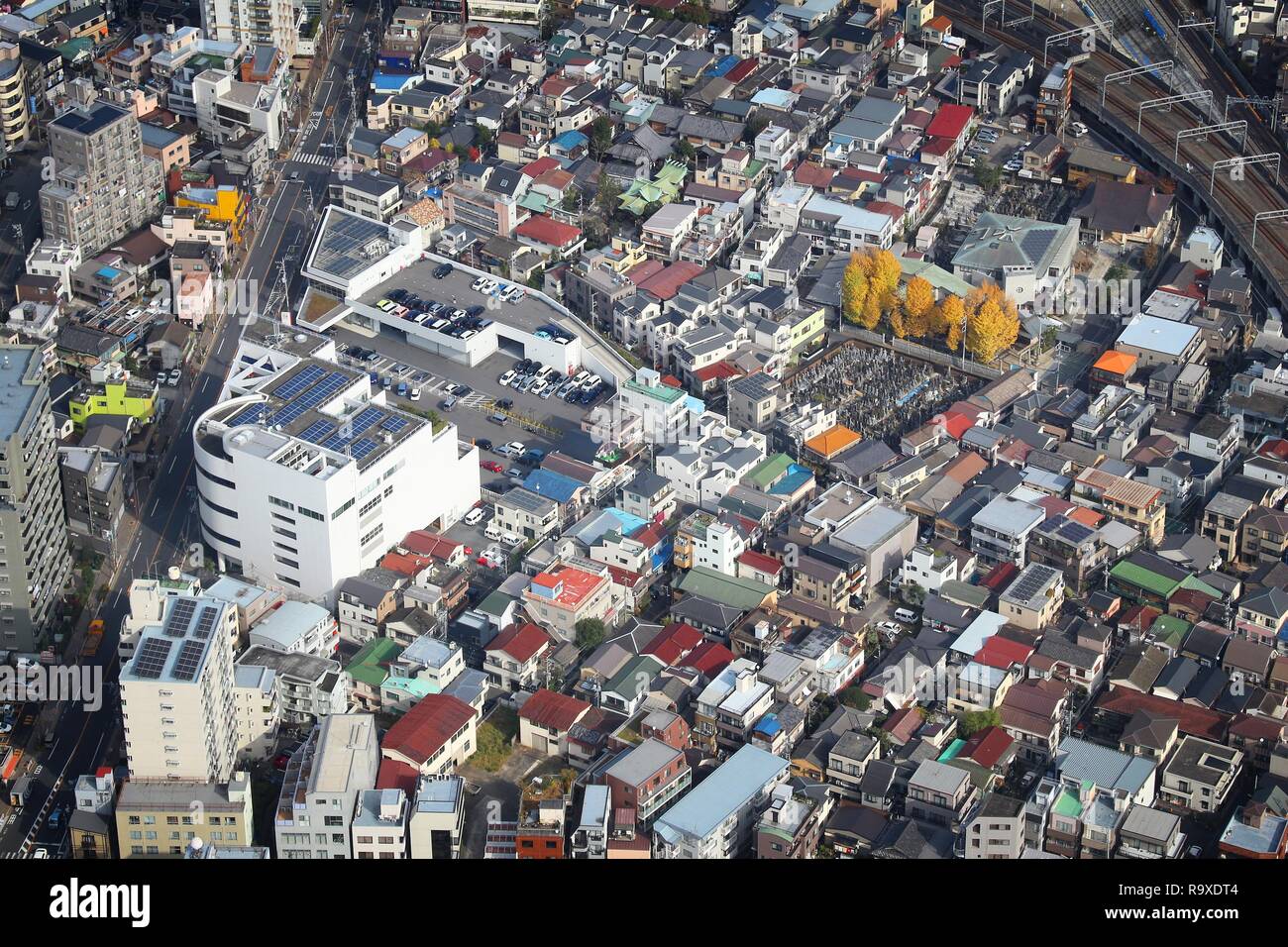 Japan residential neighborhood hi-res stock photography and images - Alamy