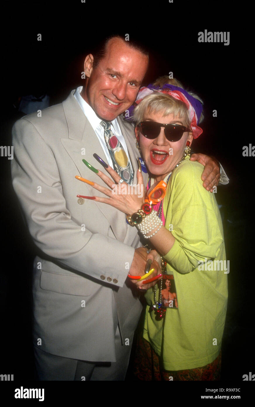 HOLLYWOOD, CA - JUNE 26: Actor/comedian Phil Hartman and actress Diz ...
