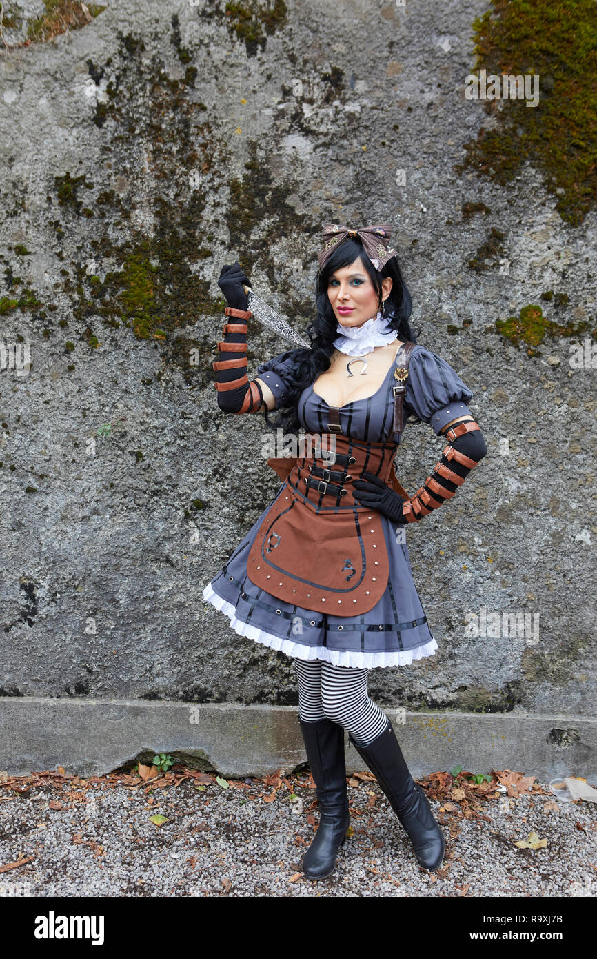 Cosplayer italy hi-res stock photography and images - Alamy