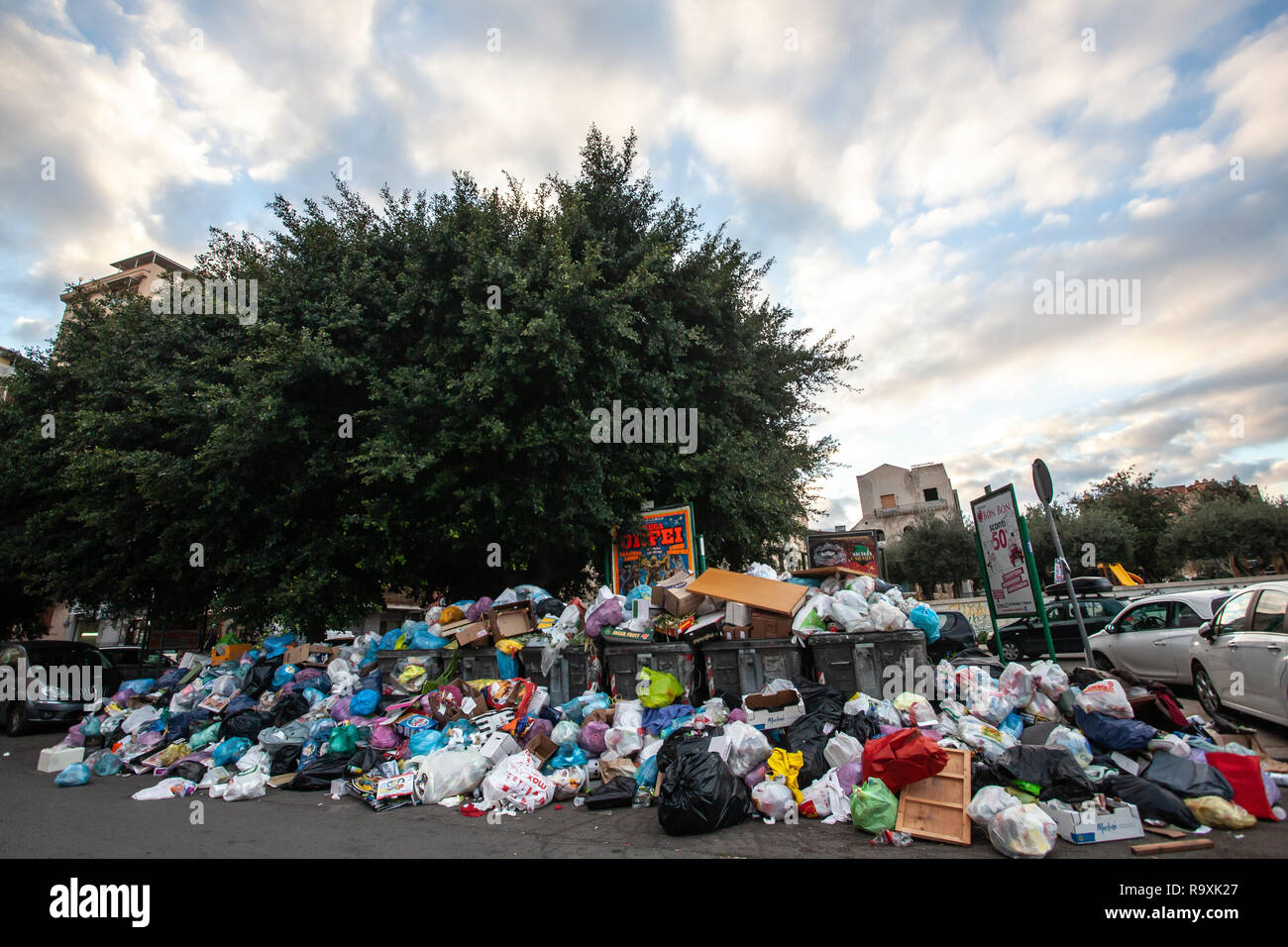 Garbage bins sicily hi-res stock photography and images - Alamy