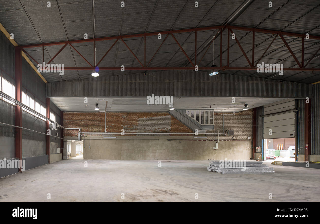 Hangar for storage. Industrial warehouse Stock Photo - Alamy