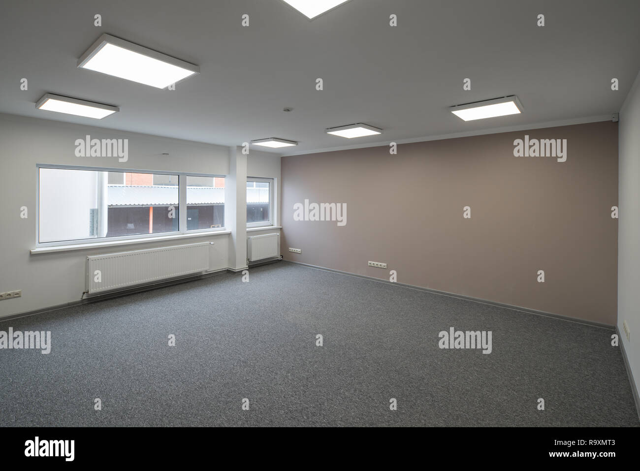 Office interior. Empty room Stock Photo - Alamy