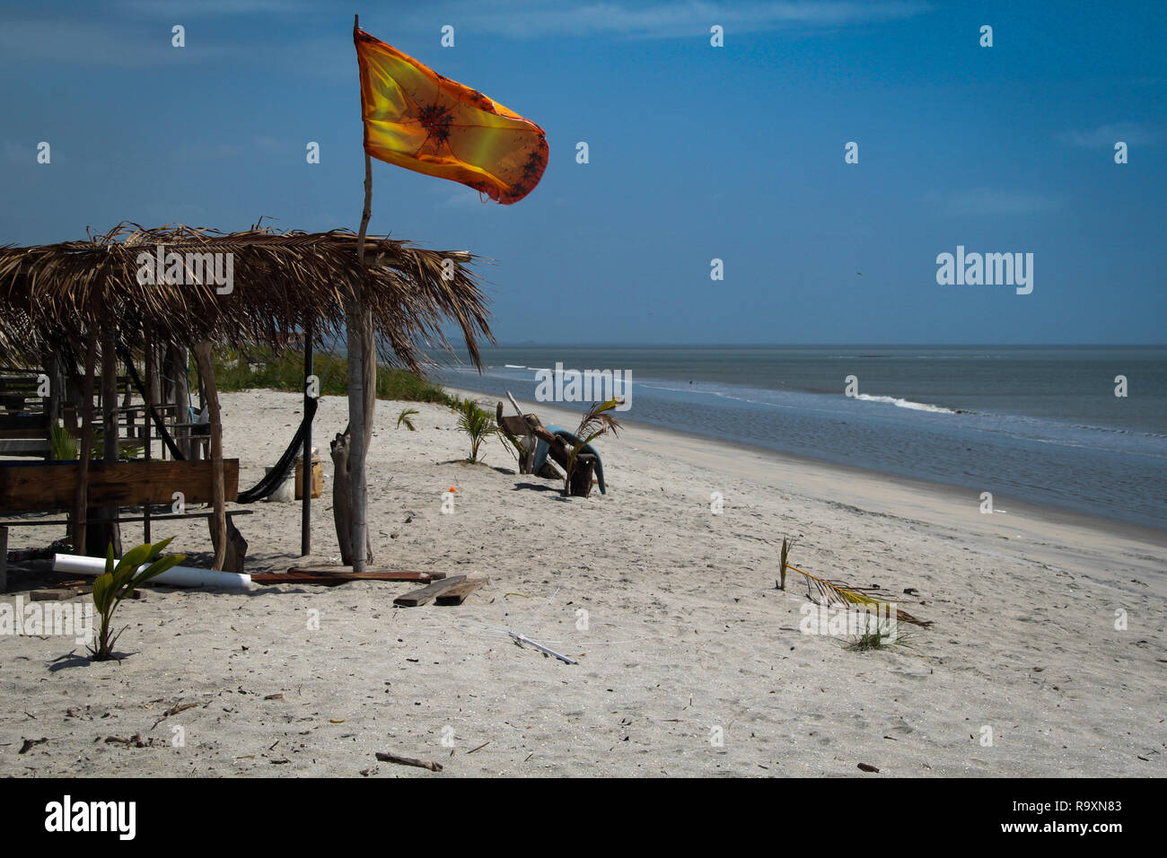 Shady beach spot hi-res stock photography and images - Alamy
