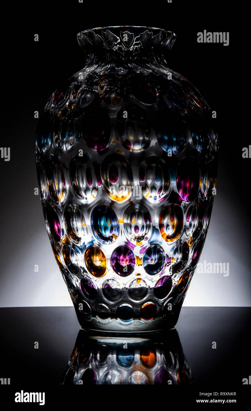 Photoshoot with black glass hi-res stock photography and images - Alamy