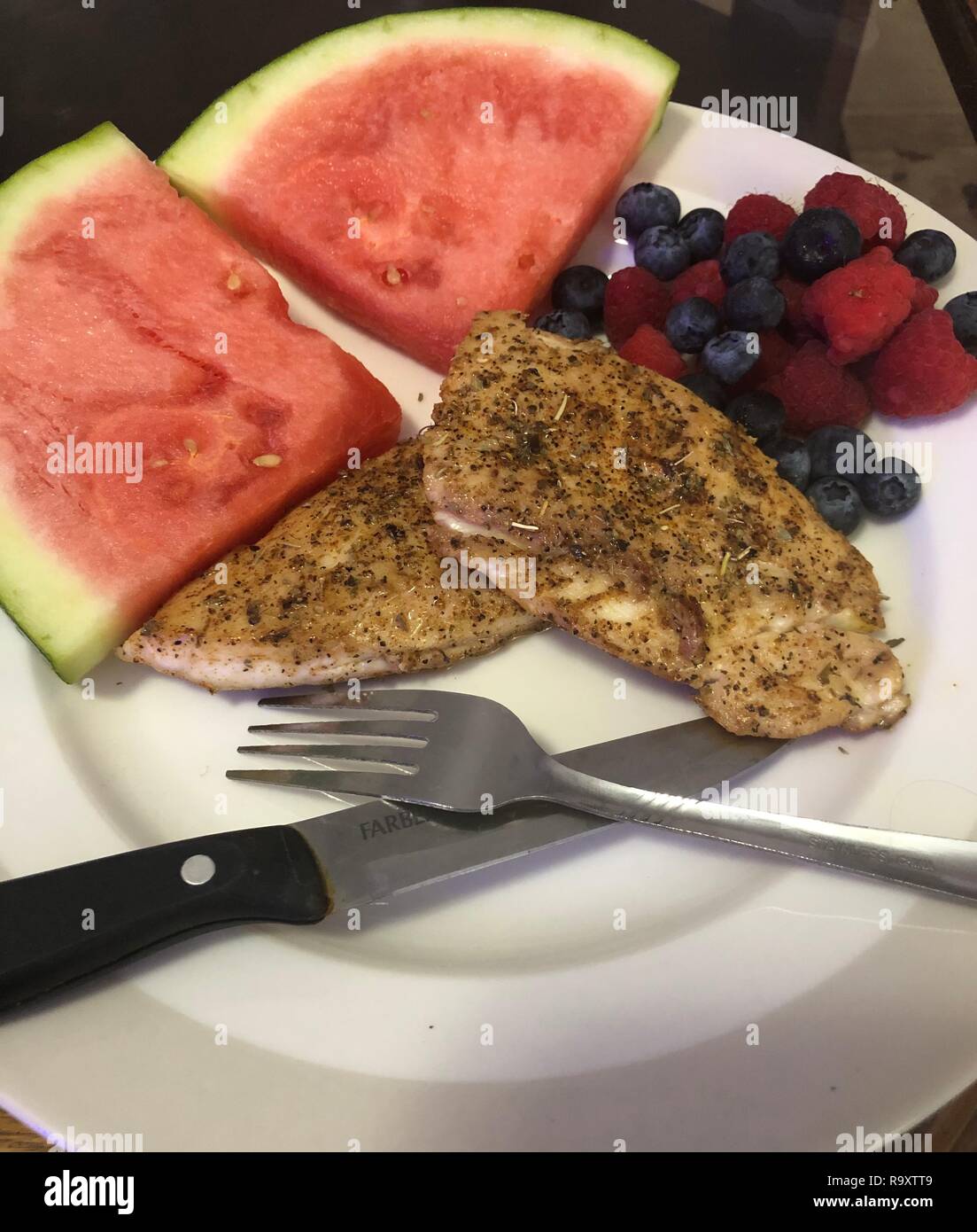 Pan seared snapper dinner Stock Photo - Alamy