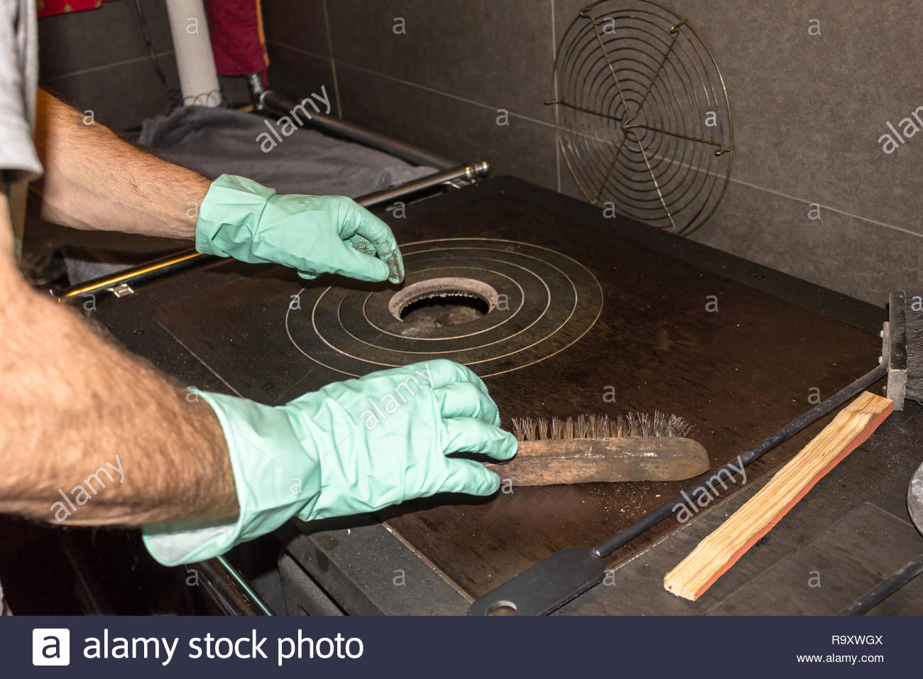 Kitchen Stove High Resolution Stock Photography and Images - Alamy