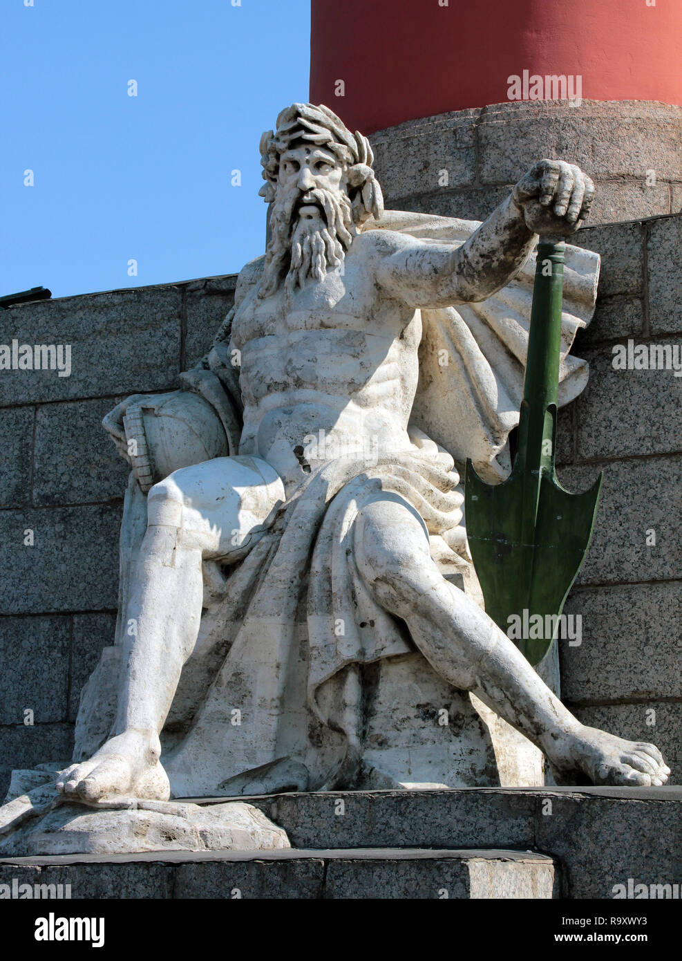 Column figures hi-res stock photography and images - Alamy