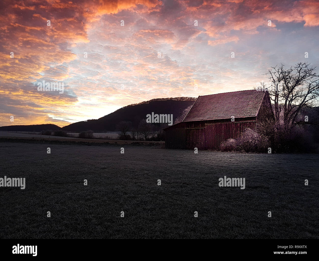 Beauty house hi-res stock photography and images - Alamy
