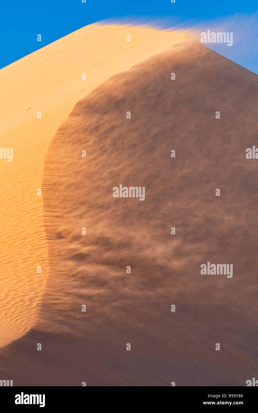 Blowing sand hi-res stock photography and images - Alamy