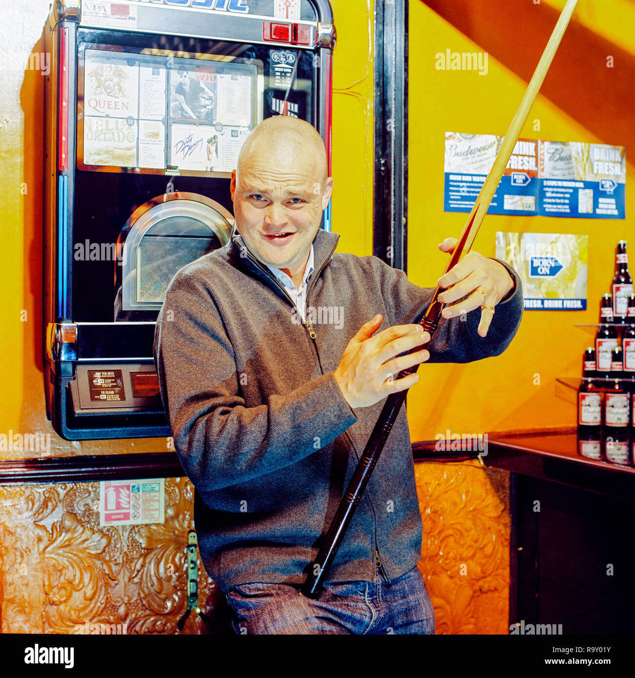 British writer actor comedian radio hi-res stock photography and images ...