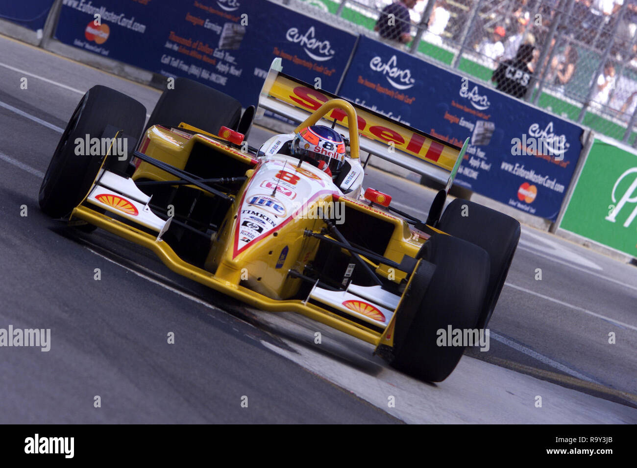 Jimmy Vasser rounds turn 2 en route to a third place finish in the CART ...