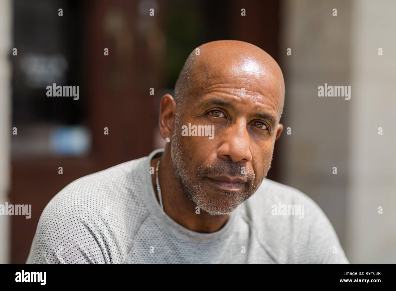 Worried look african hi-res stock photography and images - Alamy