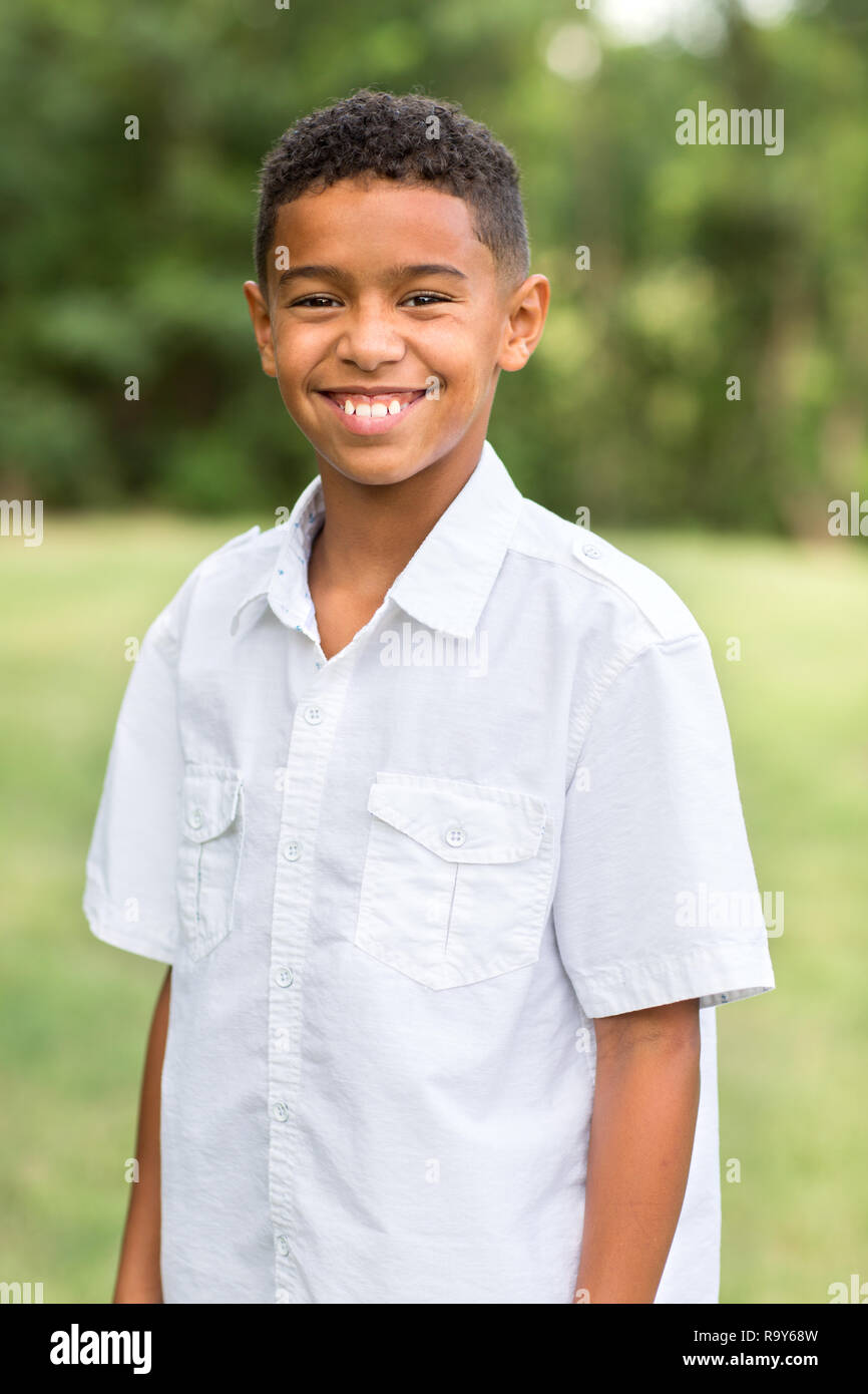 Boy girl outdoors diversity hi-res stock photography and images - Alamy